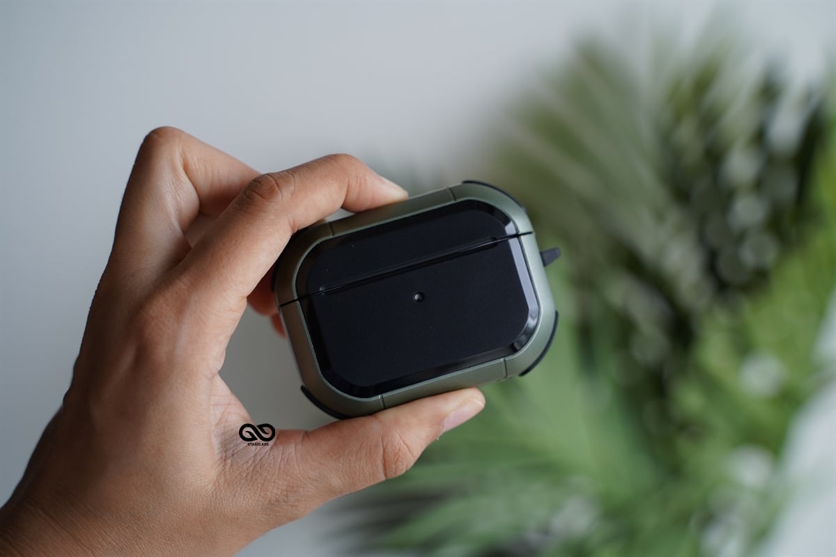 Light Midnight Green Defender Airpods Pro Case - Starelabs® India